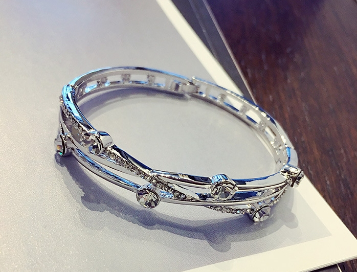 Wave Bangle with Swarovski Crystals – Gemnations