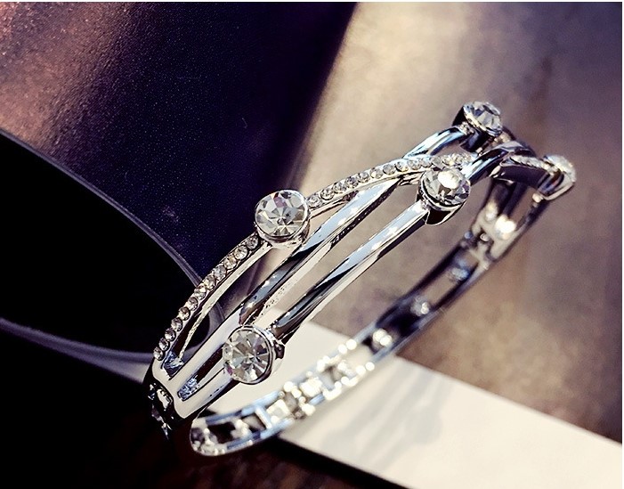 Wave Bangle with Swarovski Crystals – Gemnations